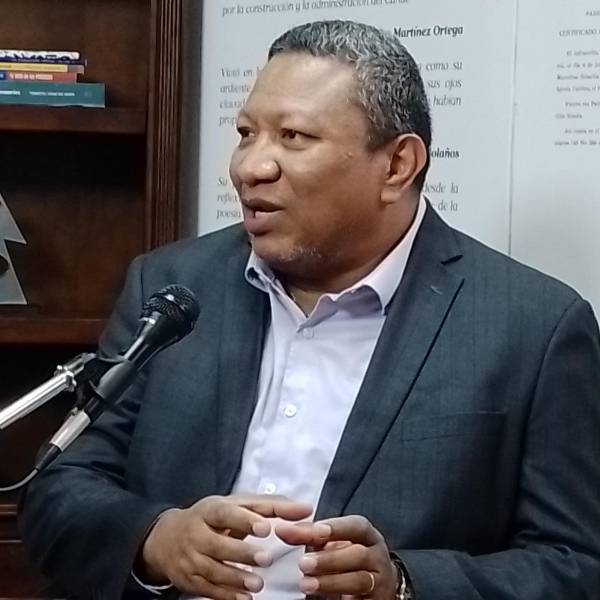 René López: Las características geográficas del país lo hacen más ...