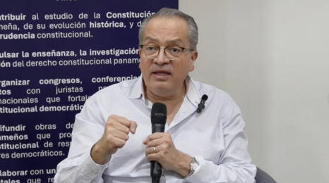 Fernando Carrillo Flórez: “La nueva pandemia es el autoritarismo”