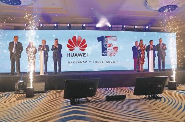 Huawei cumple 15 años conectando a Panamá