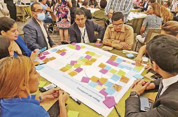 Repensar el Plástico: inteligencia colectiva contra la contaminación de ...