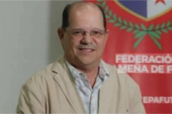 FIFA vuelve a suspender al presidente de la FPF: Manuel Arias recibe ...