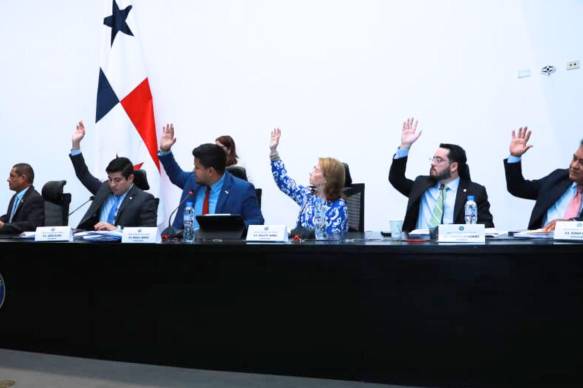 Reformas al Ifarhu avanzan en la Asamblea Nacional, irán a segundo debate